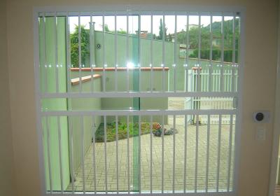 Grade fixa de proteção em alumínio com tubo retangular 12x25mm ...